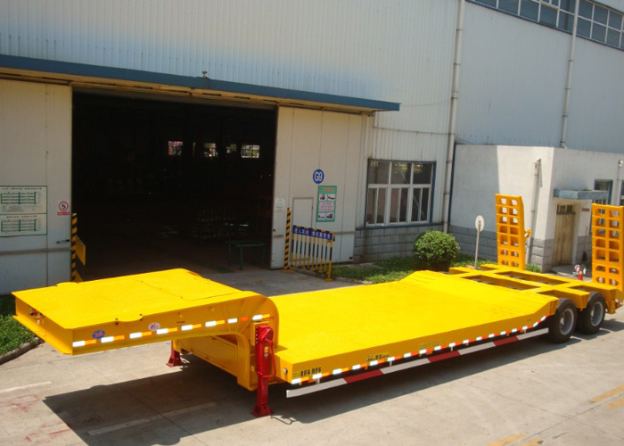 13m 50T Super lower Clearance Low Bed Semi Trailer with 2 axles and ...